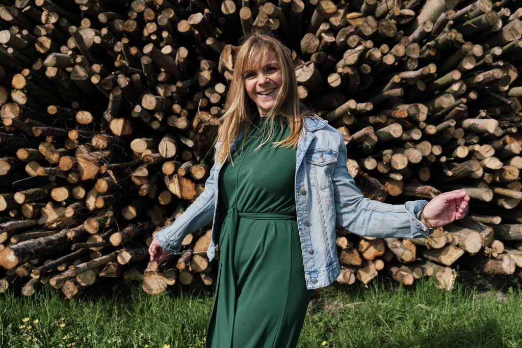 Pricing yourself correctly and female empowerment - Portray Your Story